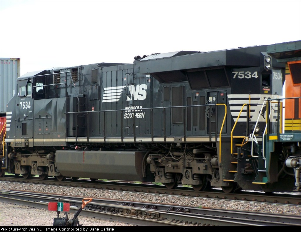 NS 7534